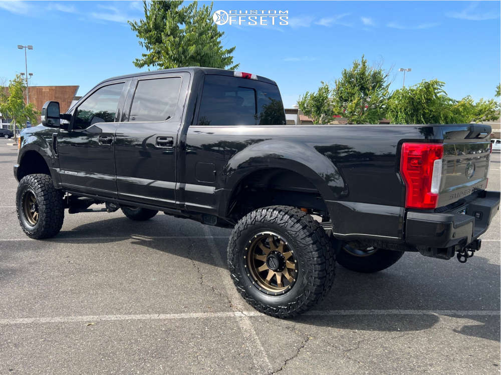 2017 Ford F-250 Super Duty with 20x10 -19 Raceline Clutch and 38/13 ...