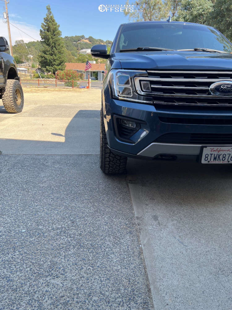 2019 Ford Expedition with 18x8.5 0 KMC Km535 and 295/70R18 Falken ...