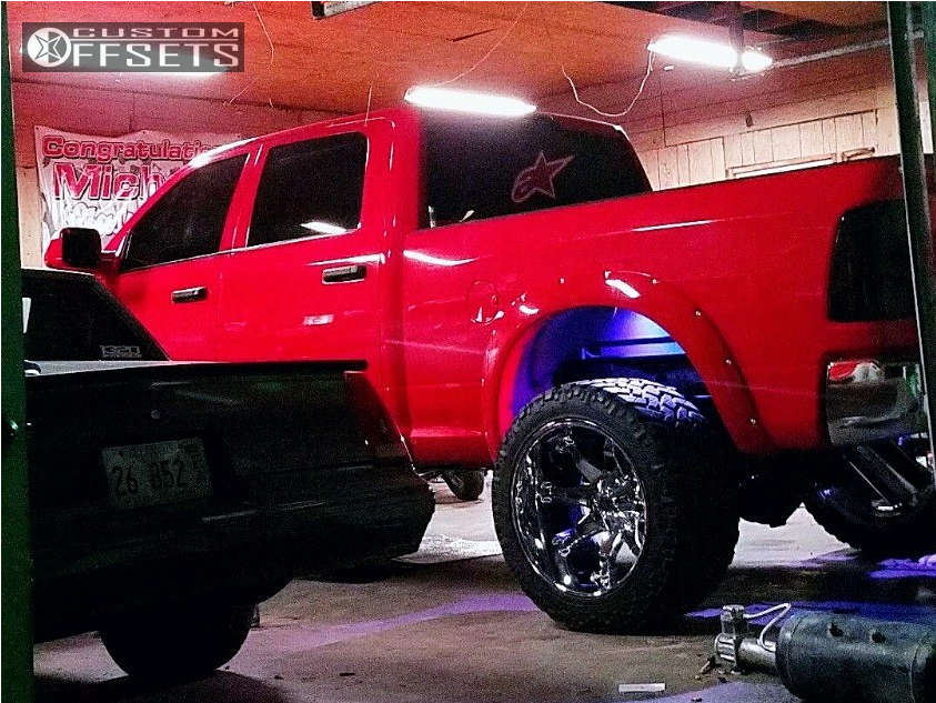 2015 Ram 2500 with 22x14 -76 Fuel Octane and 355/40R22 Nitto Trail ...