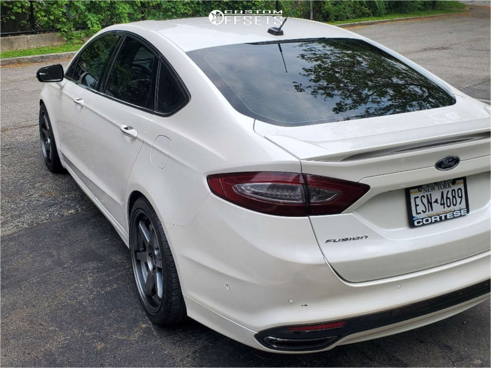 2014 Ford Fusion with 19x8.5 35 Vors Tr37 and 235/45R19 Groundspeed ...
