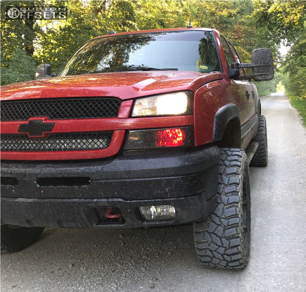 2005 Chevrolet Silverado 1500 with 20x10 -24 Fuel Coupler and 305/55R20 ...