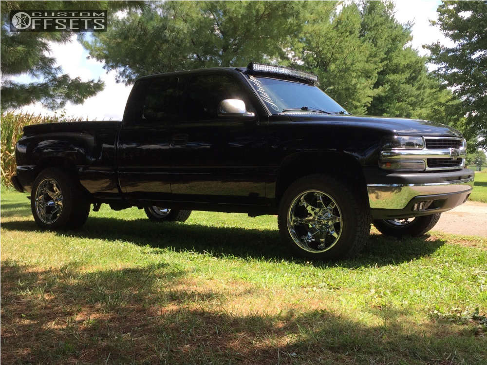 2000 Chevrolet Silverado 1500 with 20x12 -44 Fuel Octane and 305/50R20 ...
