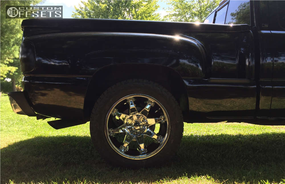 2000 Chevrolet Silverado 1500 with 20x12 -44 Fuel Octane and 305/50R20 ...