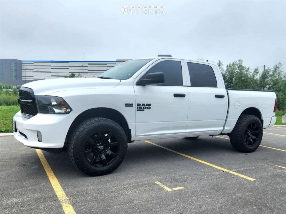 2020 Ram 1500 Classic with 20x10 -18 Moto Metal Mo804 and 295/60R20 ...