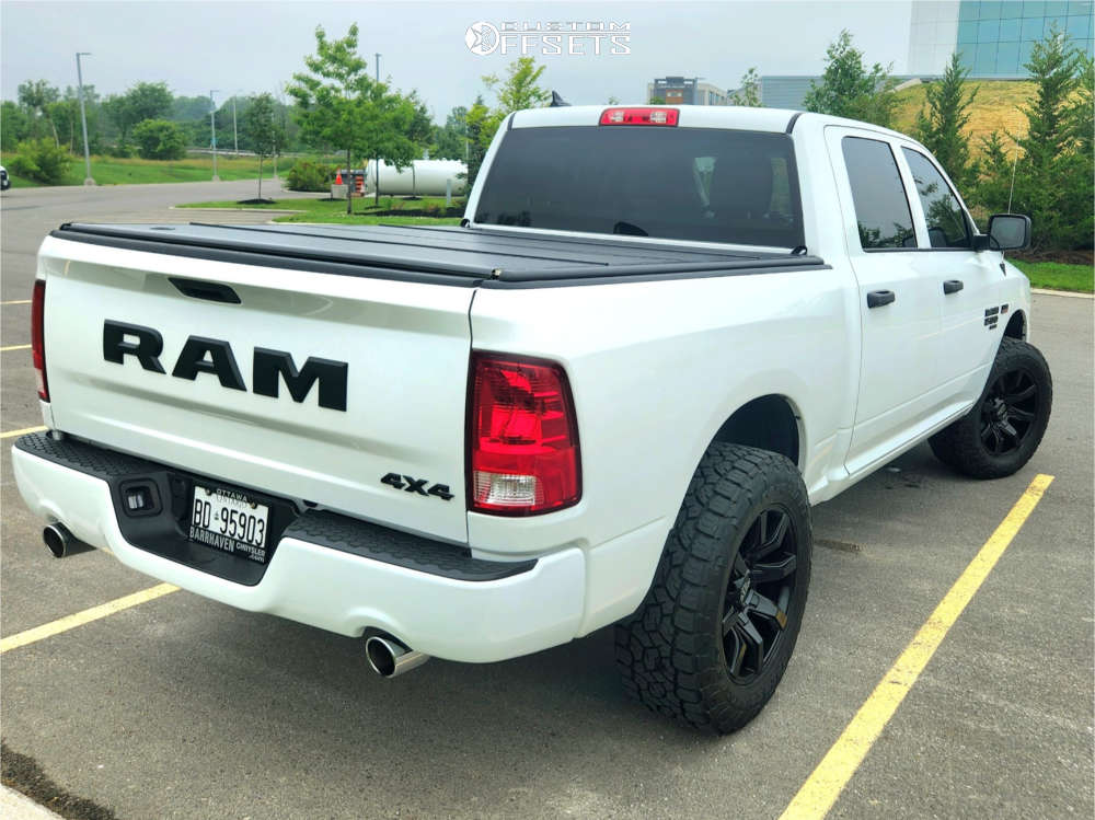 2020 Ram 1500 Classic with 20x10 -18 Moto Metal Mo804 and 295/60R20 ...
