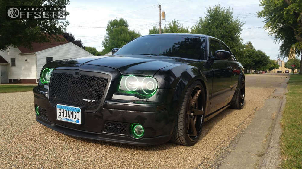 2006 Chrysler 300 C SRT8 With 20x10 Ferrada FR3 And Atturo, 43% OFF