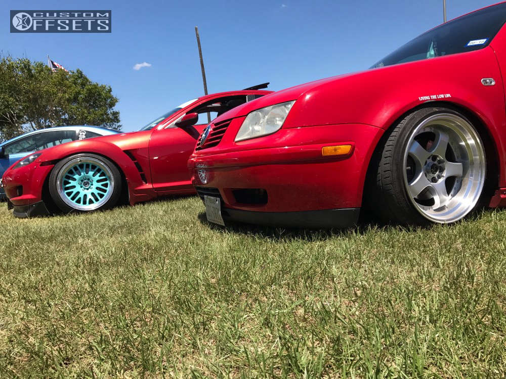 2002 Volkswagen Jetta with 17x9 20 JNC Jnc017 and 205/40R17 Super ...