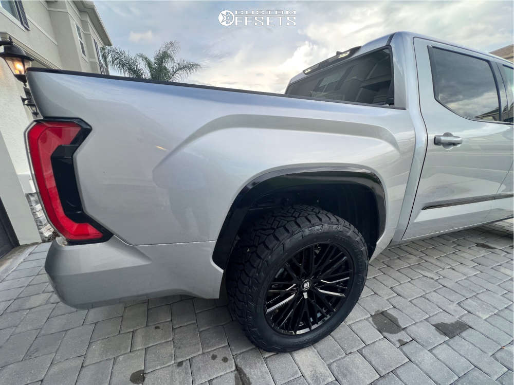 2023 Toyota Tundra with 22x9.5 18 Touren Tr91 and 285/55R22 Nitto Recon ...