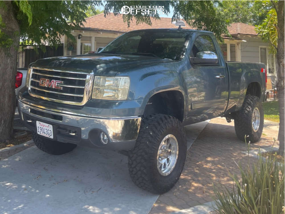 2013 GMC Sierra 1500 with 17x8.5 0 Method Double Standard and 35/12.5R17 Nitto Trail Grappler ...