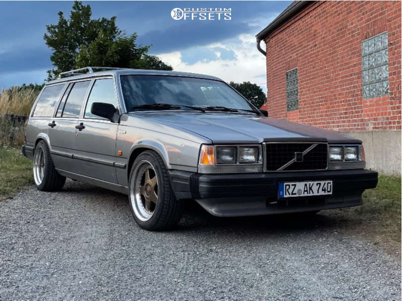 1988 Volvo 740 with 17x8 8 OZ Racing Futura and 205 50R17 Hankook Ventus S1 Evo 2 and Coilovers Custom Offsets