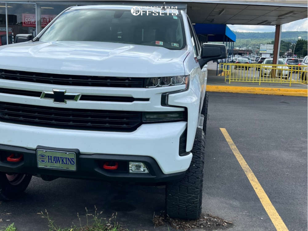 2019 Chevrolet Silverado 1500 with 20x10 -25 Vision Korupt and 35/12 ...