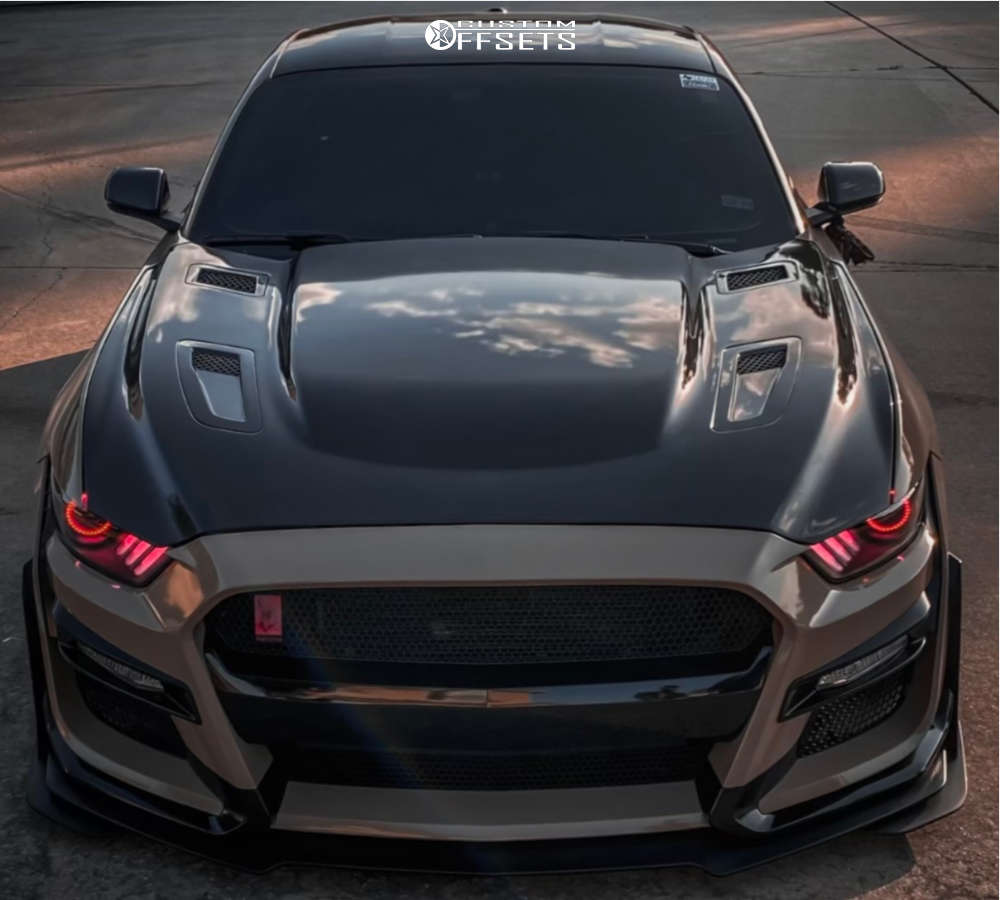 2016 Ford Mustang with 19x9.5 22 ESR Cs15 and 275/35R19 Michelin Pilot ...