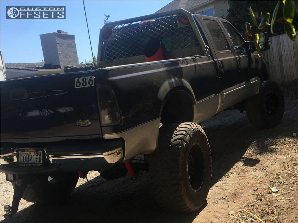 2002 Ford F-350 Super Duty with 20x12 -44 Moto Metal MO975 and 38/15 ...