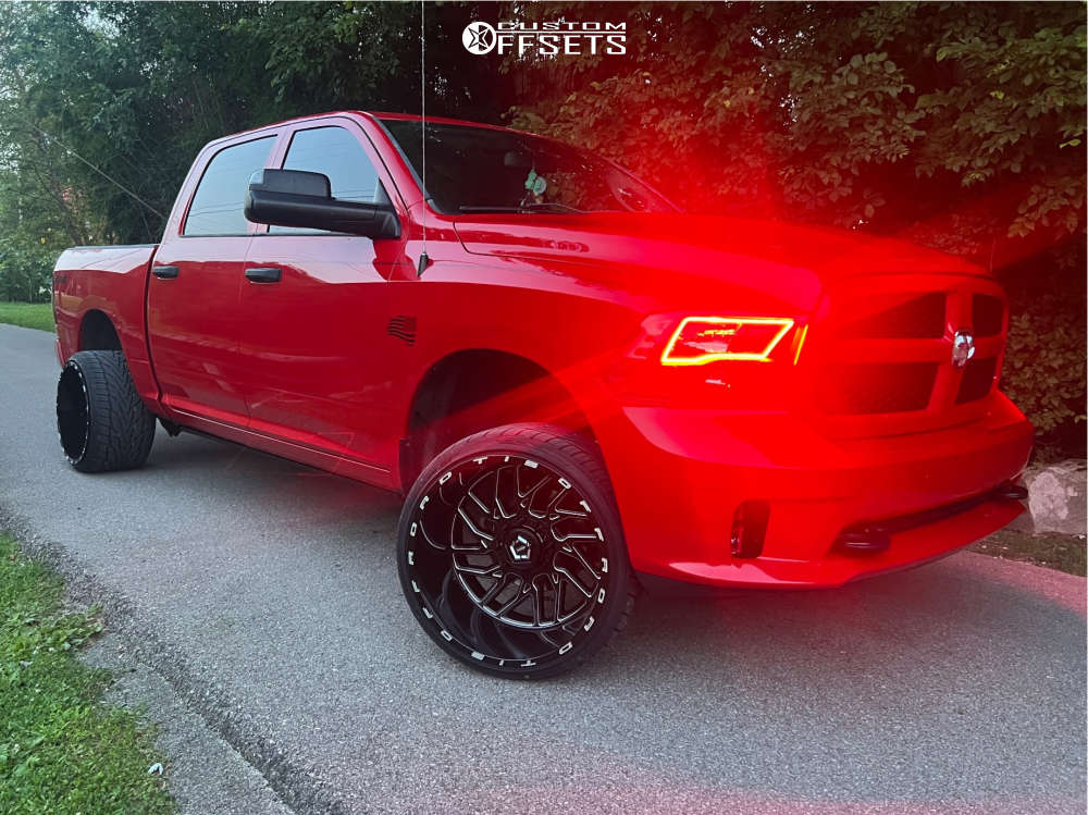 2016 Ram 1500 with 22x14 -76 TIS 544bm and 335/25R22 Toyo Tires Proxes ...