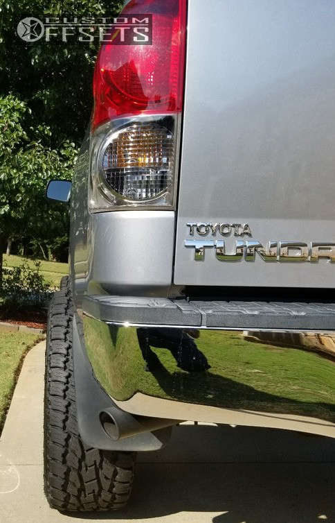 2009 Toyota Tundra with 20x10 -19 Hostile Stryker and 35/12.5R20 Toyo ...