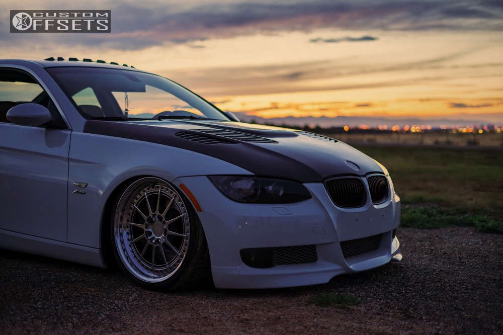 2010 BMW 335i XDrive with 19x9 40 Heritage Hokkaido and 235/35R19 ...