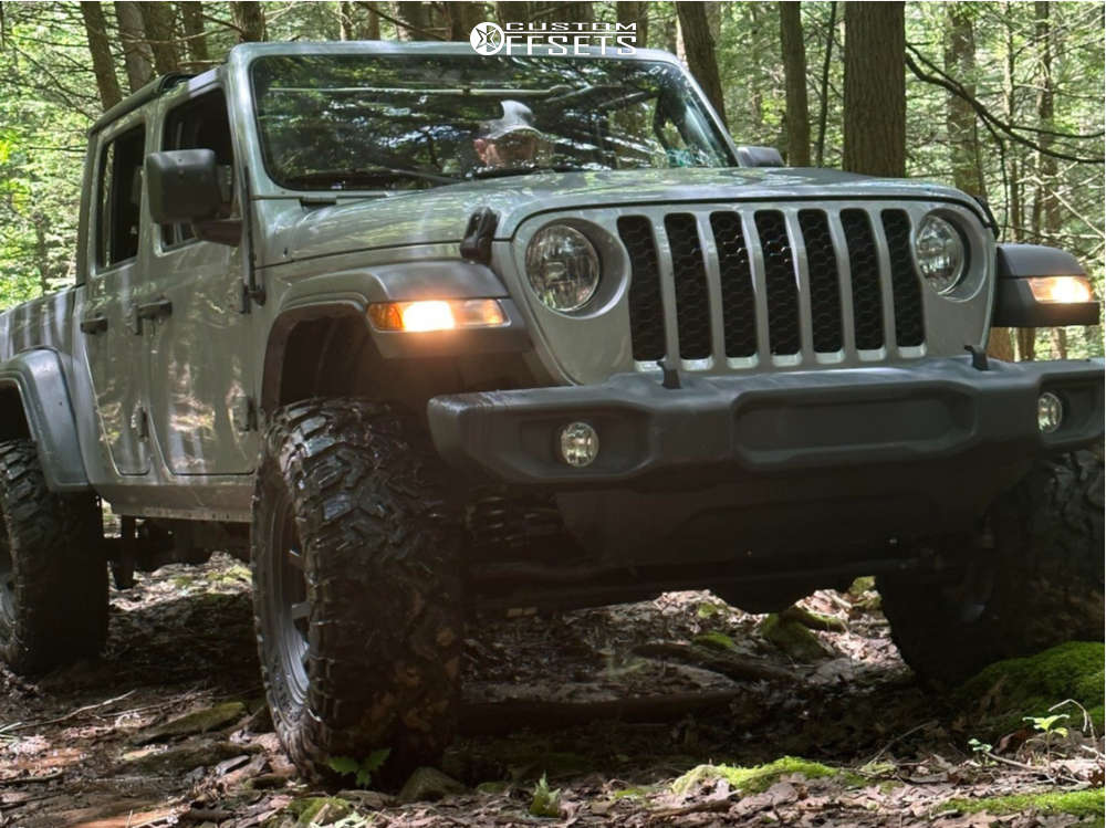 2020 Jeep Gladiator with 17x9 -12 Vision Flow and 35/12.5R17 Radar ...