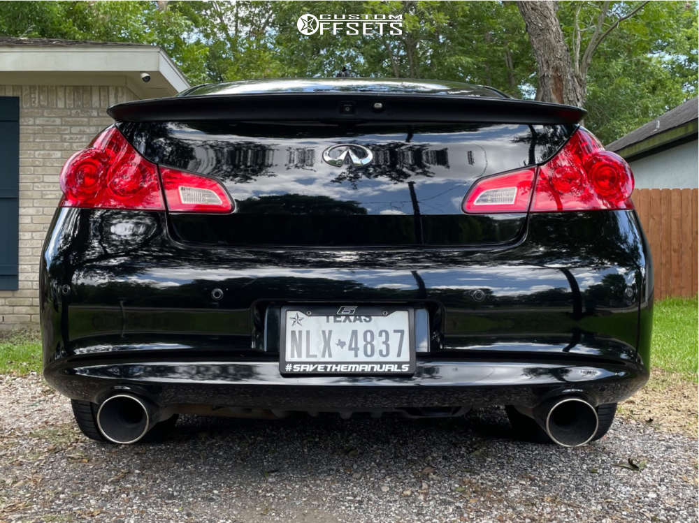 2012 INFINITI G37 with 19x9 30 TSW Bathurst and 255/40R19 Sumitomo Htr ...