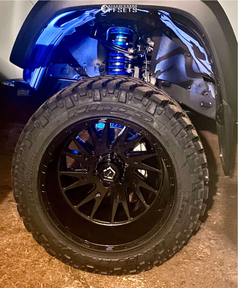 2021 Toyota Tacoma with 20x12 -44 TIS 547B and 33/12.5R20 Nitto Trail ...