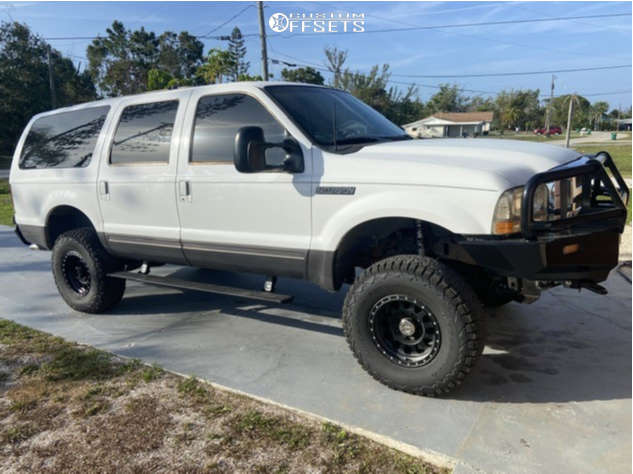 2001 Ford Excursion with 17x9 -12 Method MR315 and 35/12.5R17 ...