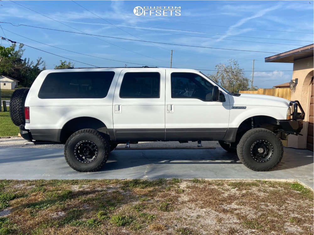 2001 Ford Excursion with 17x9 -12 Method MR315 and 35/12.5R17 ...