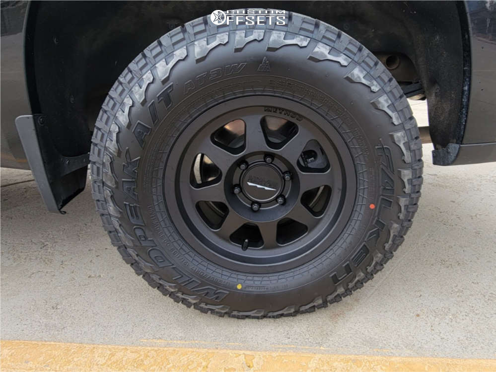 2022 Chevrolet Silverado 1500 LTD with 17x8.5 0 Method Mr701 and 285 ...