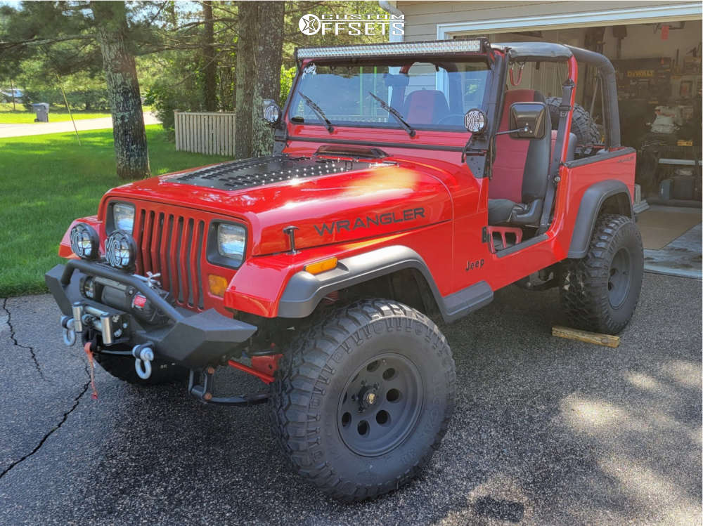 1995 Jeep Wrangler with 15x8 -19 Pro Comp 69 and 32/11.5R15 Mickey ...