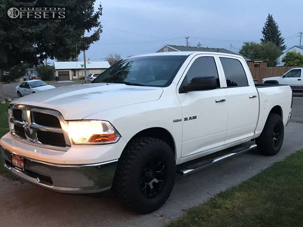 2009 Dodge Ram 1500 with 17x9 -12 Helo He878 and 285/70R17 Radar ...