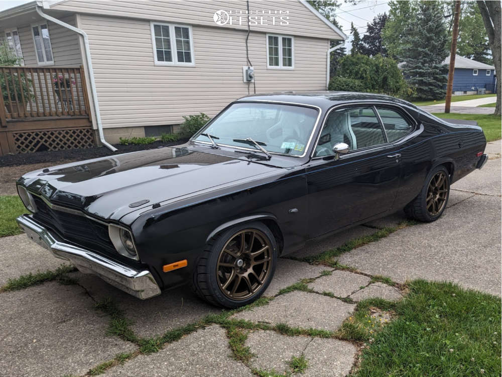 1974 Plymouth Duster with 18x9.5 25 Konig Heliogram and 265/35R18 ...