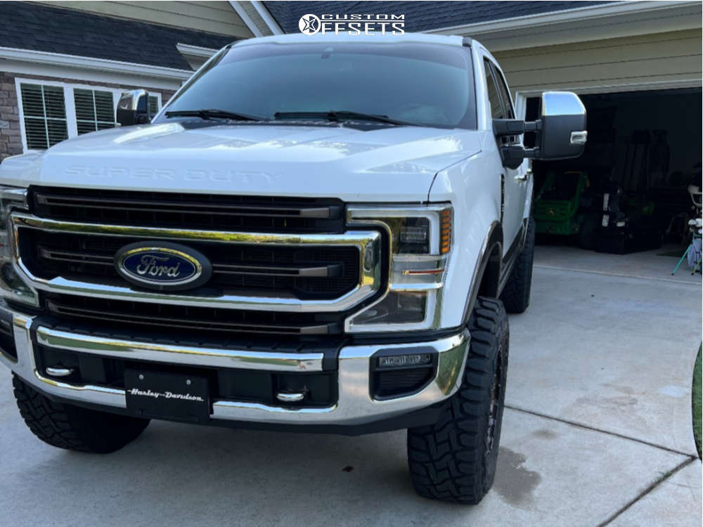 2022 Ford F-250 Super Duty with 20x10 -18 Fuel Rebel 8 and 37/12.5R20 ...