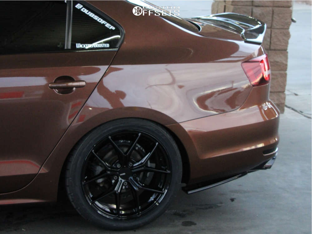 2017 Volkswagen Jetta with 18x8 45 Enkei Tsr-x and 235/40R18 Nitto ...