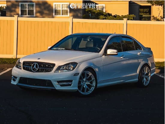 2014 Mercedes-Benz C300 with 18x8.5 35 Aodhan Aff7 and 235/40R18 ...