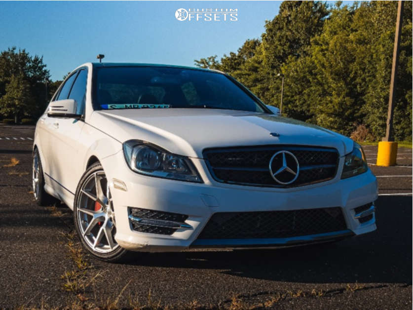 2014 Mercedes-Benz C300 with 18x8.5 35 Aodhan Aff7 and 235/40R18 ...