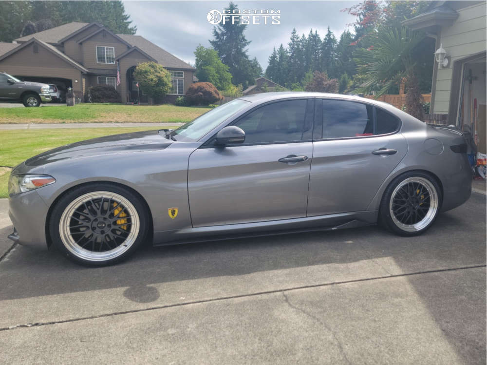 2017 Alfa Romeo Giulia with 20x8.5 35 Vors Vr8 and 255/35R20 Lexani Lx ...