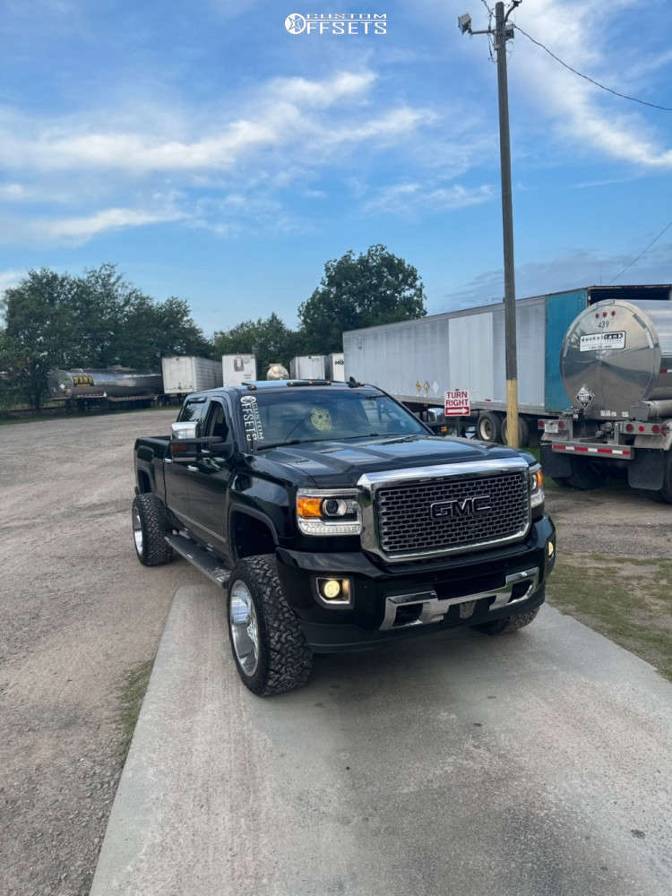 2016 GMC Sierra 2500 HD with 22x12 -44 RBP Avenger and 35/12.5R22 Venom ...