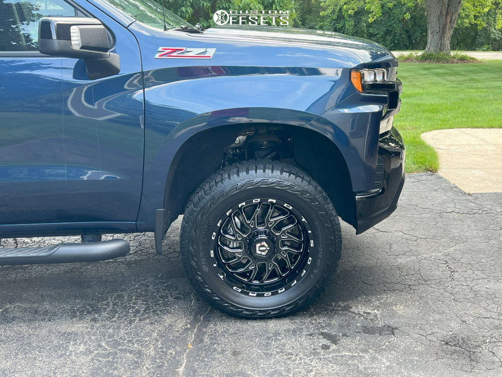 2020 Chevrolet Silverado 1500 with 20x9 TIS 544bm and 295/60R20 Hankook ...