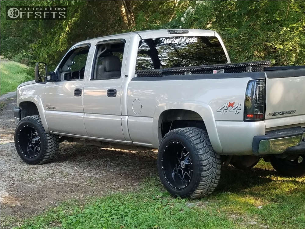 2007 Chevrolet Silverado 2500 HD Classic with 20x12 -44 Scorpion Sc10 ...