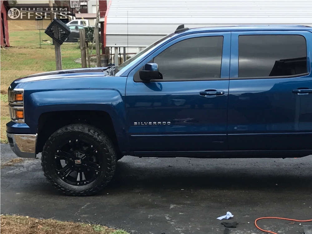 2015 Chevrolet Silverado 1500 with 20x9 0 XD Monster Ii and 305/55R20 ...
