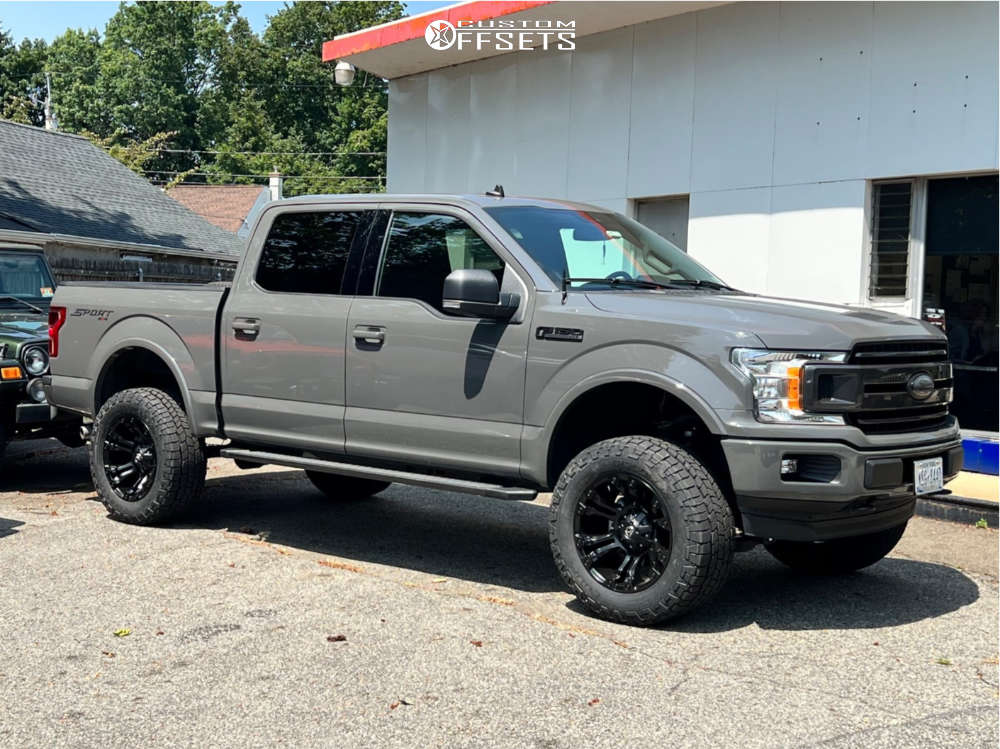 2020 Ford F-150 with 20x10 -18 Fuel Vapor and 35/12.5R20 Cooper ...