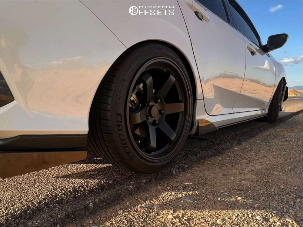 2020 Honda Civic with 18x9.5 38 AVID1 Av6 and 235/40R18 Michelin Pilot ...