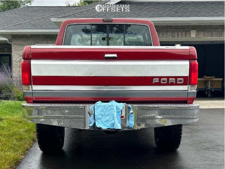 1989 Ford F-150 with 15x8 -19 Alloy Ion Style 71 and 33/12.5R15 ...