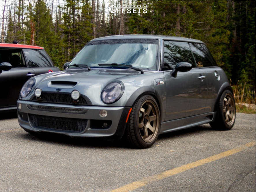 2004 Mini Cooper with 17x8 35 AVID1 Av6 and 215/45R17 Michelin Pilot ...