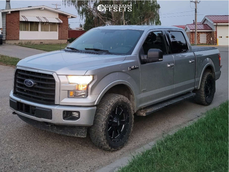 2017 Ford F-150 with 20x9 0 Moto Metal Mo962 and 33/12.5R20 Federal ...