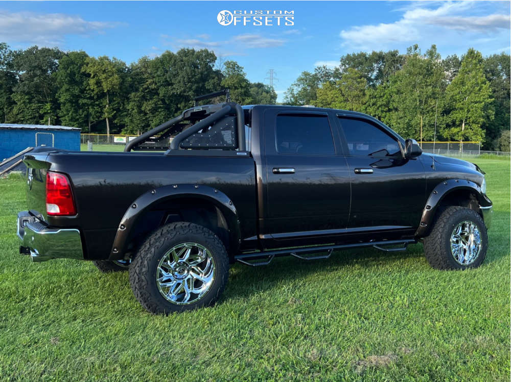 2017 Ram 1500 with 20x12 -51 Vision Spyder and 35/12.5R20 Venom Power ...