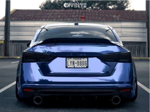 2019 Nissan Altima with 19x9.5 20 Ferrada Fr4 and 225/35R19 Michelin ...