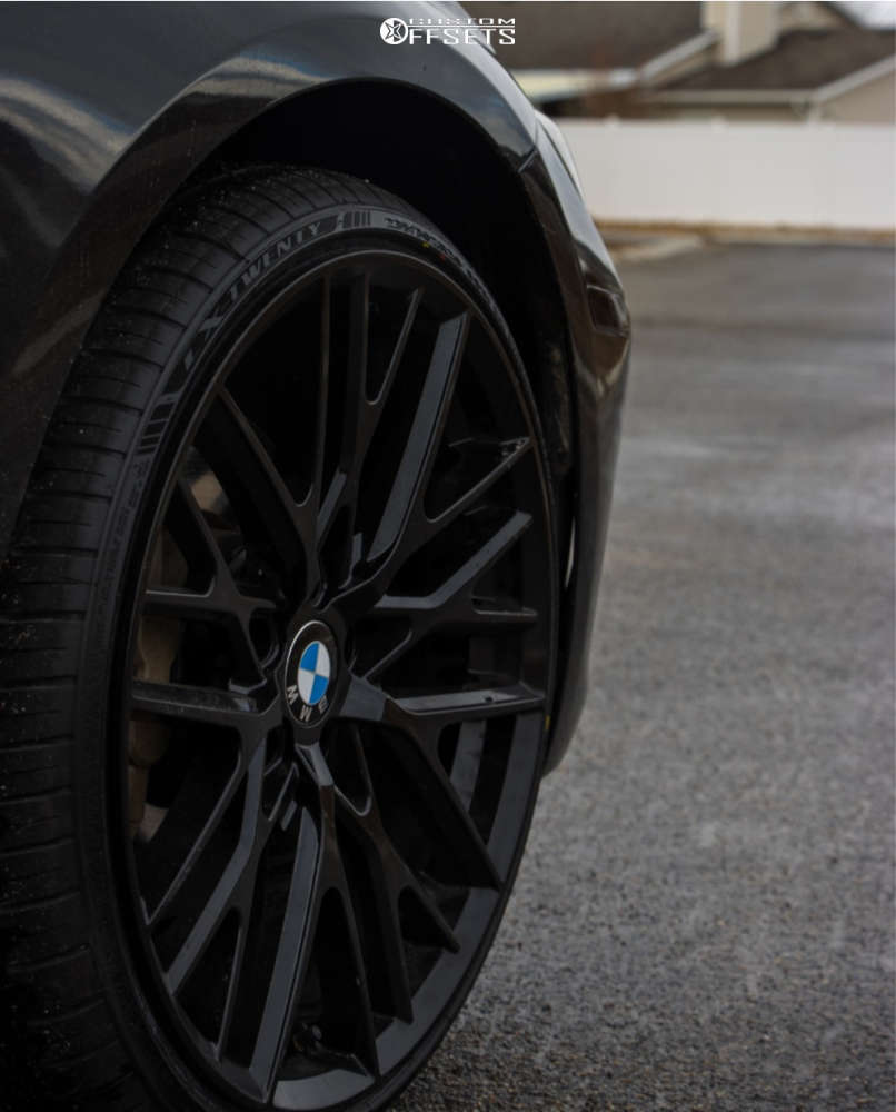 2013 BMW 335i XDrive with 20x9 35 Touren Tr91 and 235/30R20 Lexani Lx ...