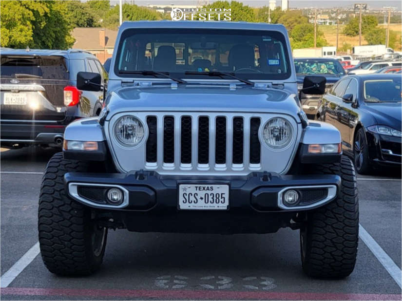 2022 Jeep Gladiator with 22x10 -19 Vision Brawl and 35/12.5R22 AMP ...