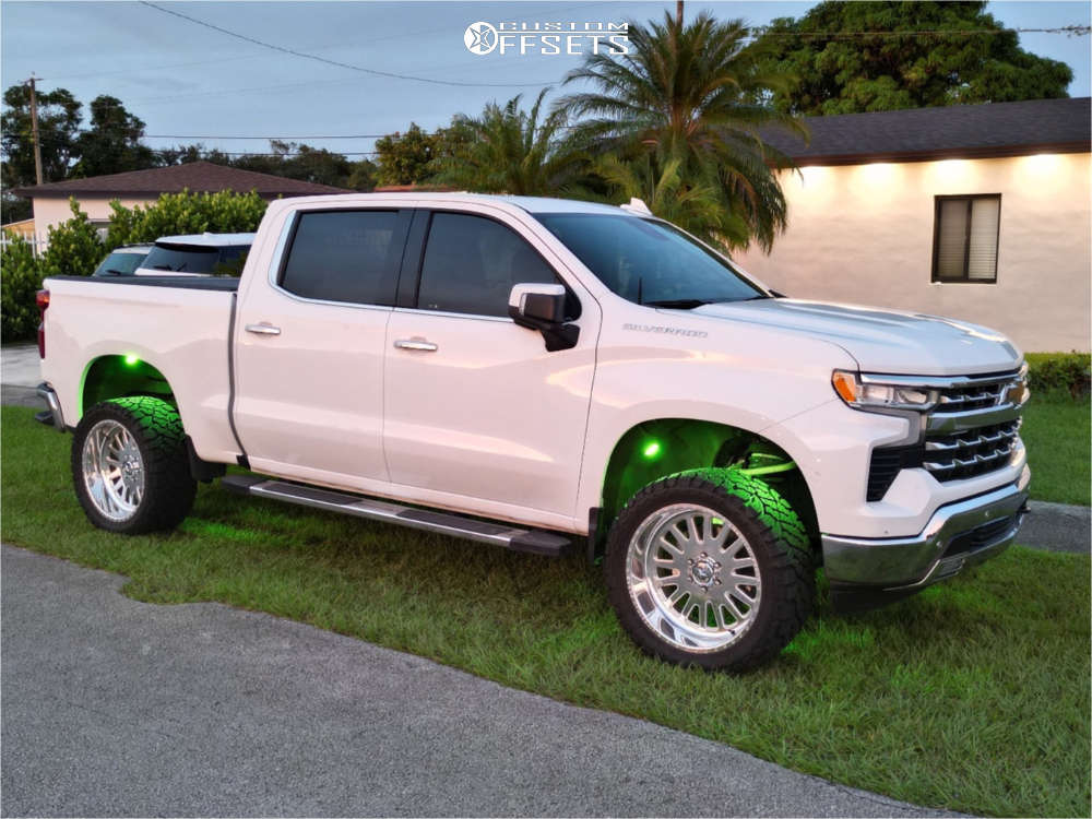 2022 Chevrolet Silverado 1500 with 22x10 -25 American Force Atom Ss and 33/12.5R22 Kenda Klever ...