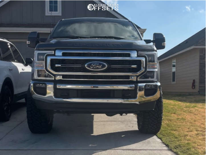 2022 Ford F-350 Super Duty with 22x10 0 Cali Offroad Summit and 37/12.5R22 Nitto Ridge Grappler ...