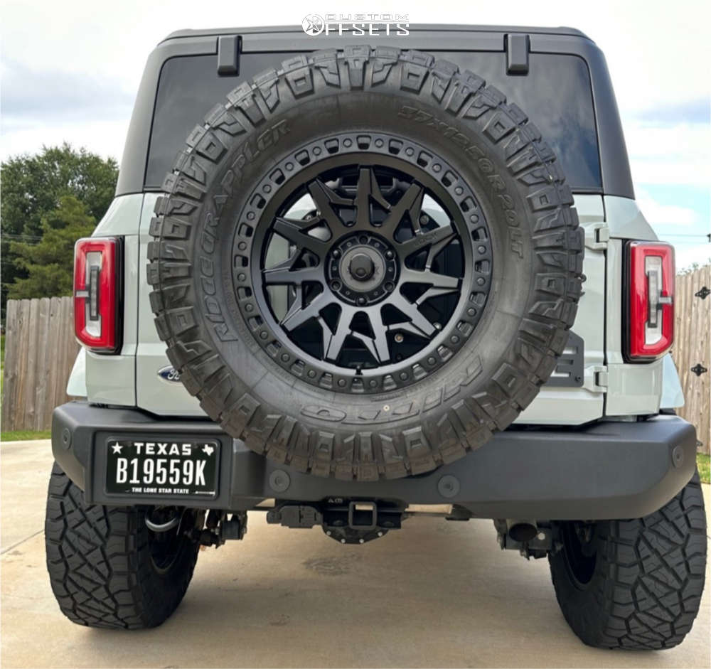 2022 Ford Bronco with 20x9 0 Lock Offroad Wheels Lunatic and 37/12.5R20 ...